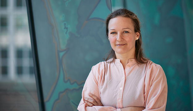 Professor Emma Slack forges link with Botnar Institute of Immune ...